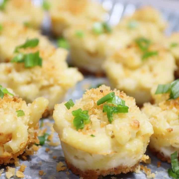 Cute, Little Mac & Cheese Mini Muffins - Eat the Bite